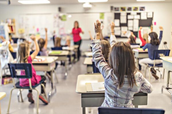 Wie werde ich Fachlehrer? Ausbildung zur Fachlehrerin | Azubiyo