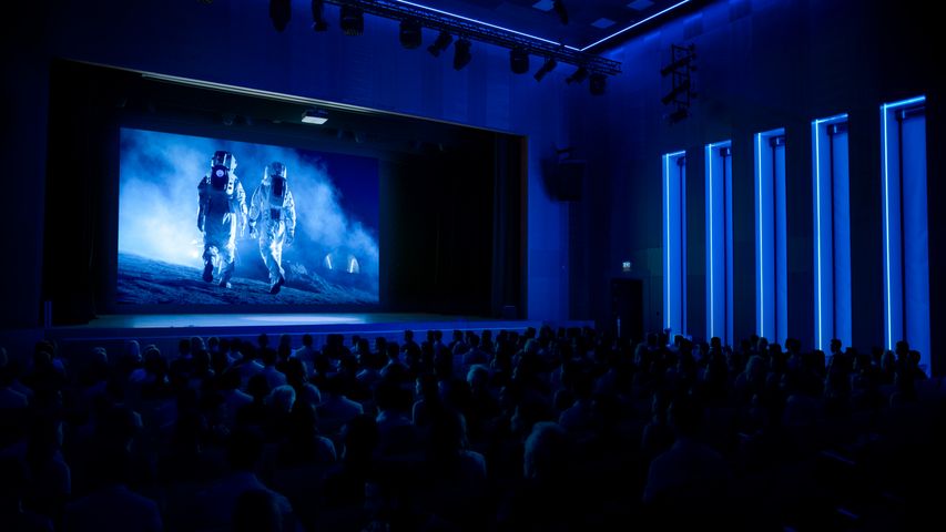 Wie werde ich Filmkritiker? Ausbildung zur Filmkritikerin | Azubiyo