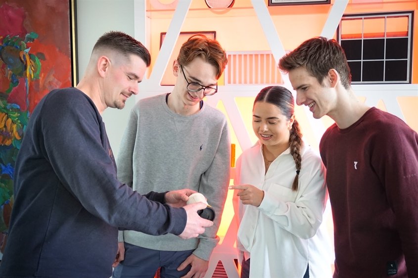 Riensch & Held GmbH & Co. KG Ausbildung: Infos & freie Stellen | Azubiyo