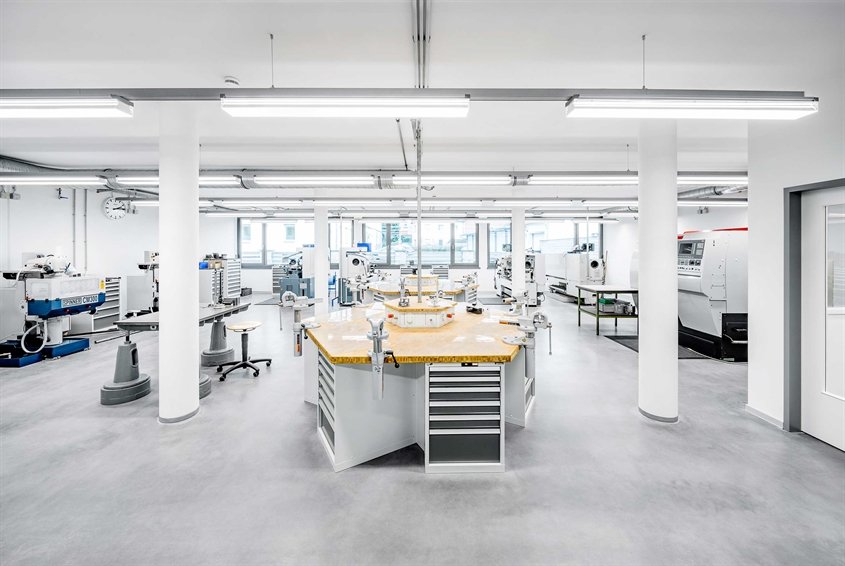 DEPRAG SCHULZ GMBH u. CO. KG Ausbildung: Infos & freie Stellen | Azubiyo