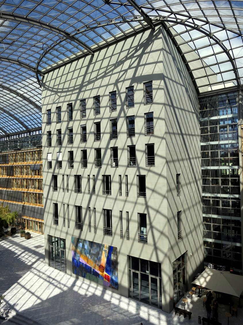 DIHK | Deutsche Industrie- und Handelskammer Ausbildung: Infos & freie ...